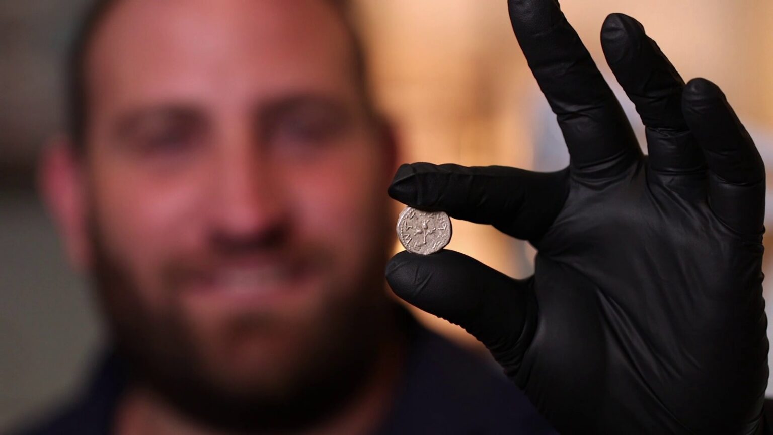 Rare silver half-shekel coin from Judean Revolt found in Ein Gedi cave ...