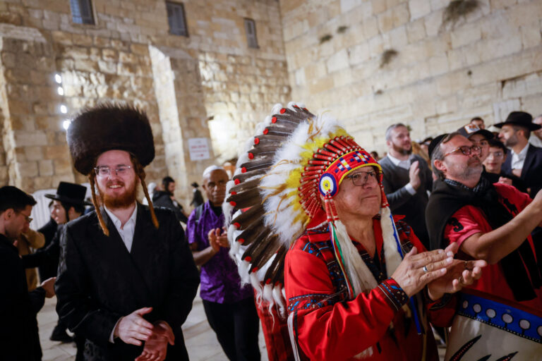 Indigenous Leaders Declare Jewish People as “First Nations” at Western ...