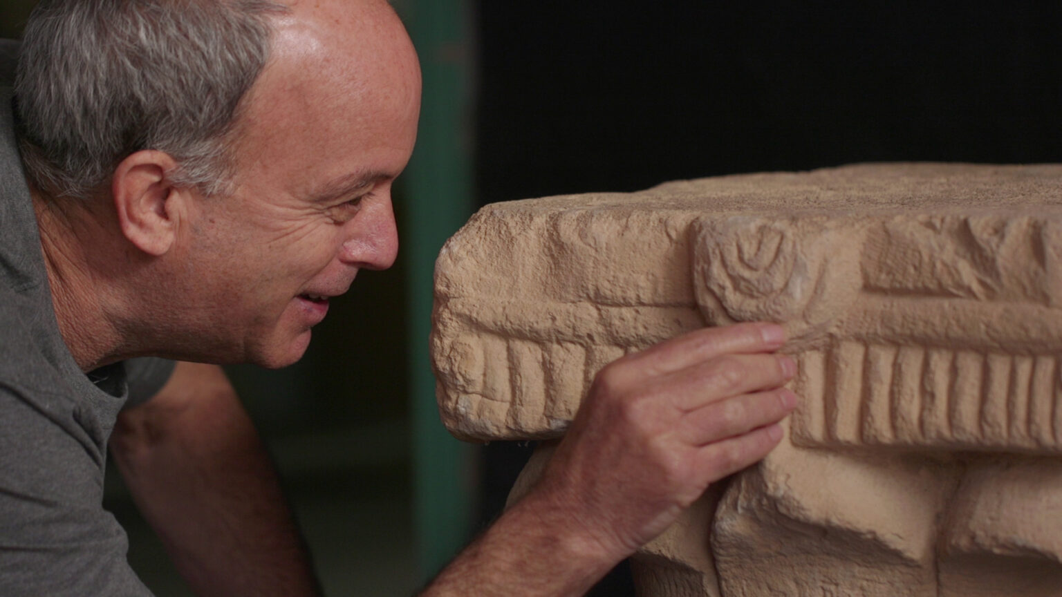1,500-Year-Old Stone Column Element with Menorah Design Unveiled for ...